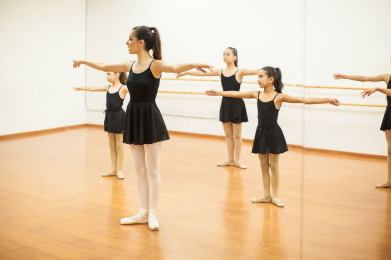 Pointe Dance Classes - Robert Thomas Dancenter - Ames, Iowa
